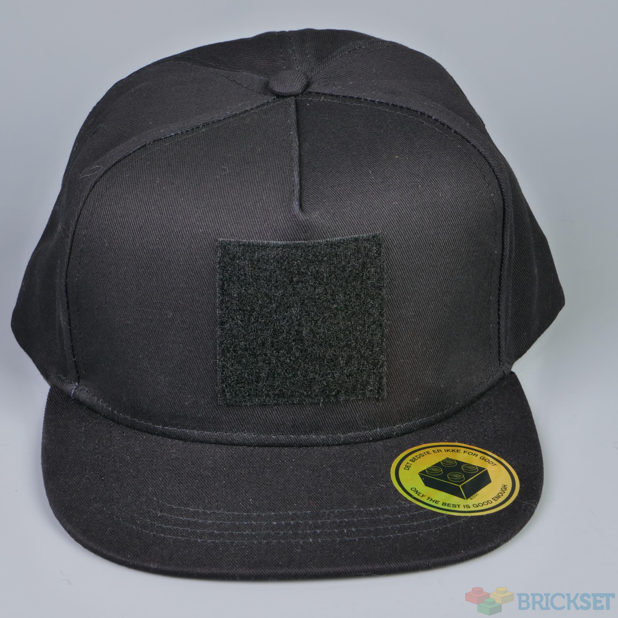 Customisable logo cap now available in the Insiders rewards centre ...
