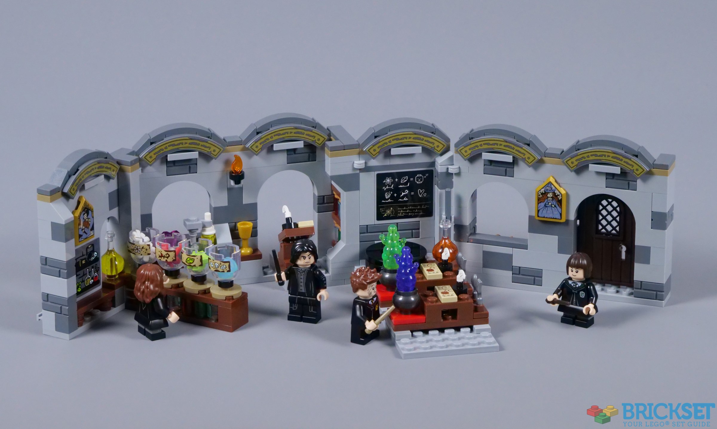 LEGO Harry Potter 76431 Hogwarts Castle: Potions Class review | Brickset