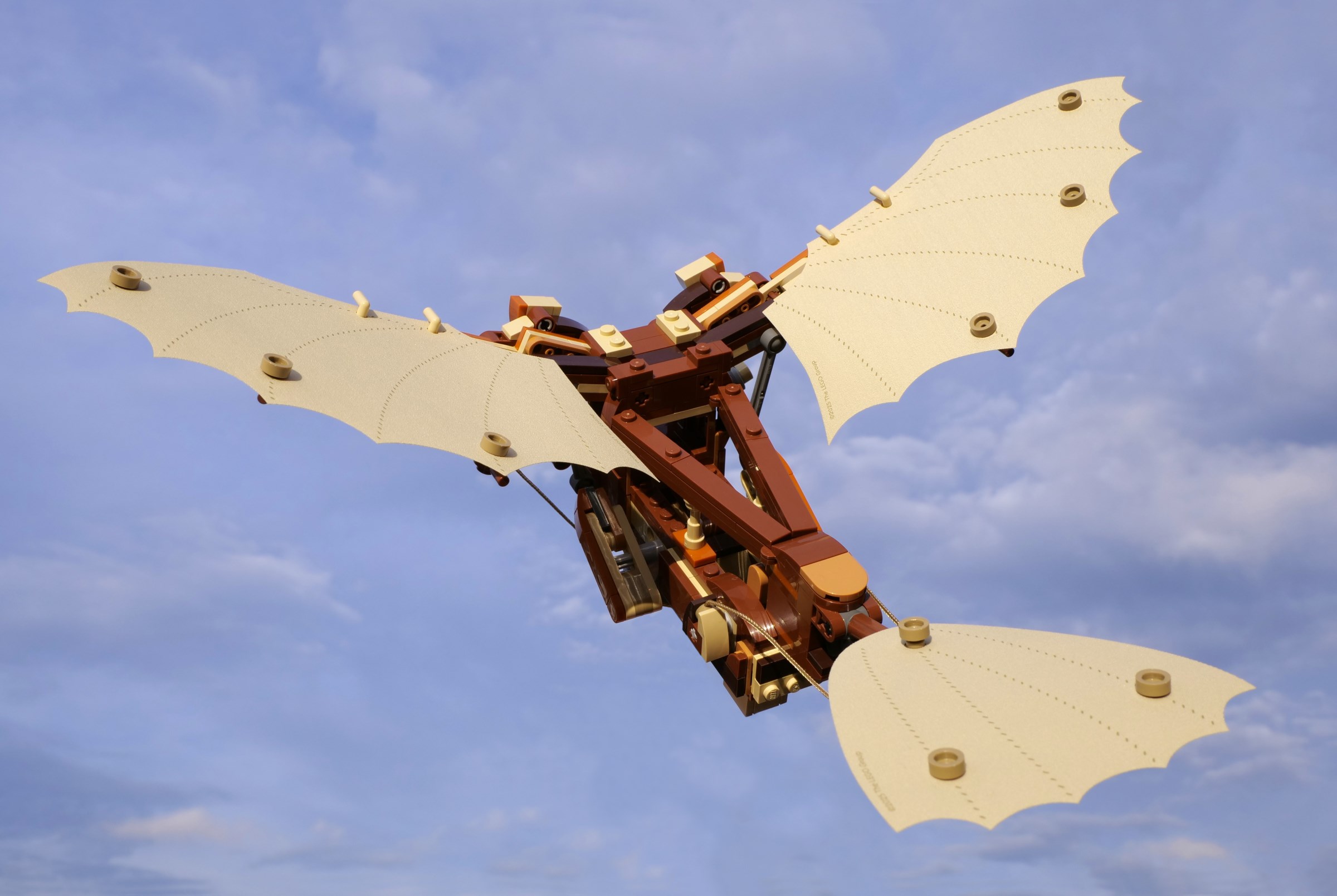 LEGO Icons 10363 Leonardo da Vinci's Flying Machine review | Brickset