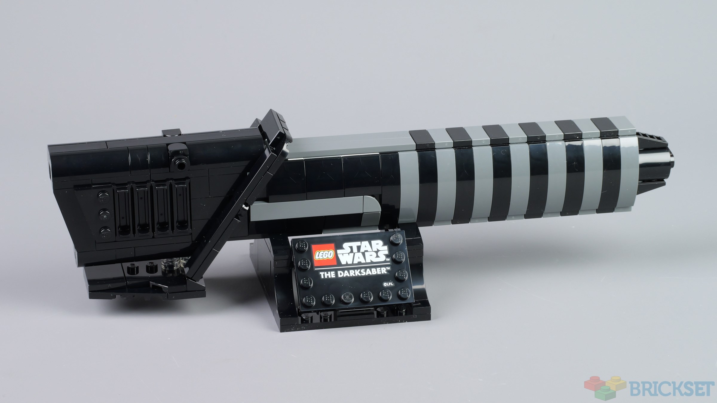 LEGO Star Wars 40917 The Darksaber review | Brickset