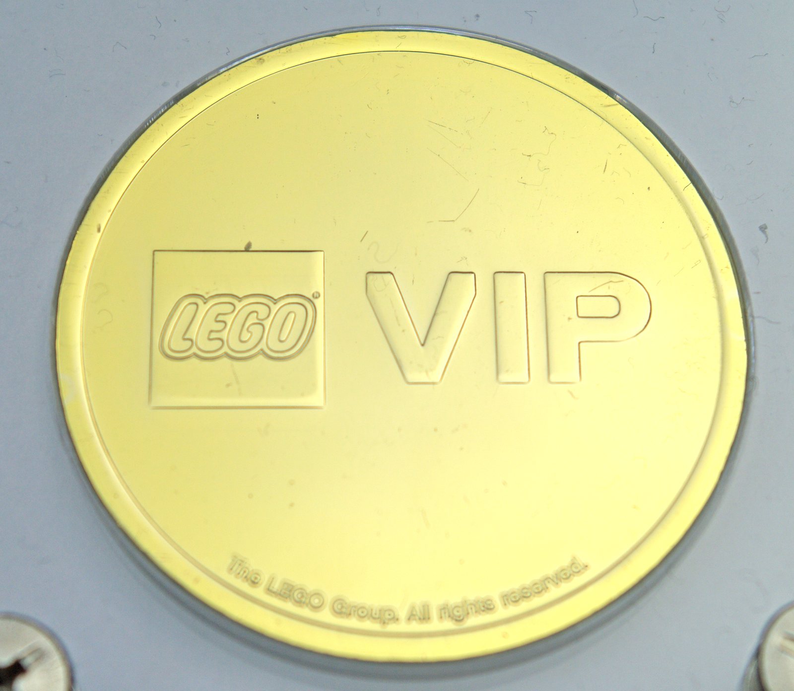 VIP Castle coin review | Brickset