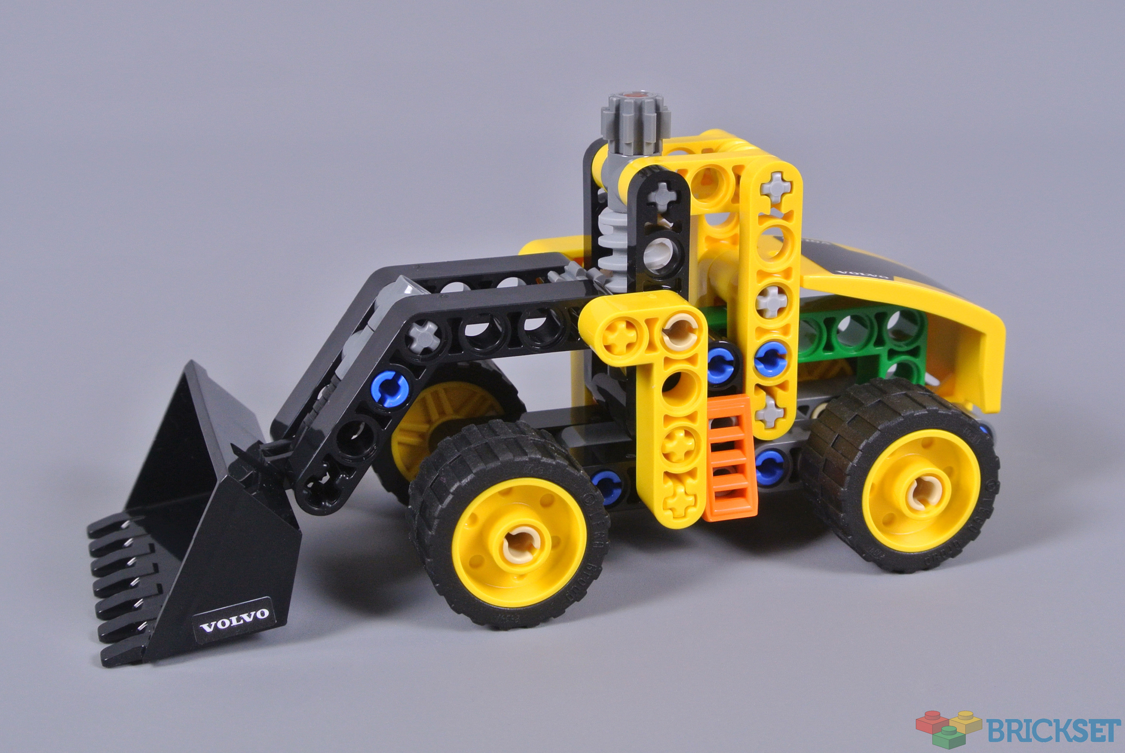 LEGO 30433 Volvo Wheel Loader review | Brickset
