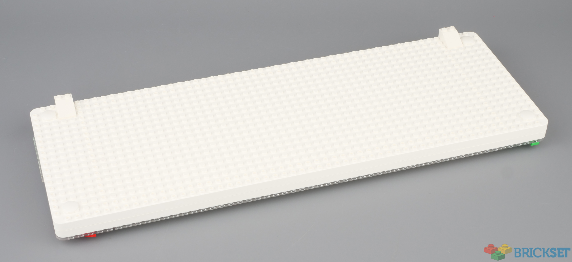 LEGO MelGeek Pixel brick-compatible keyboard review | Brickset