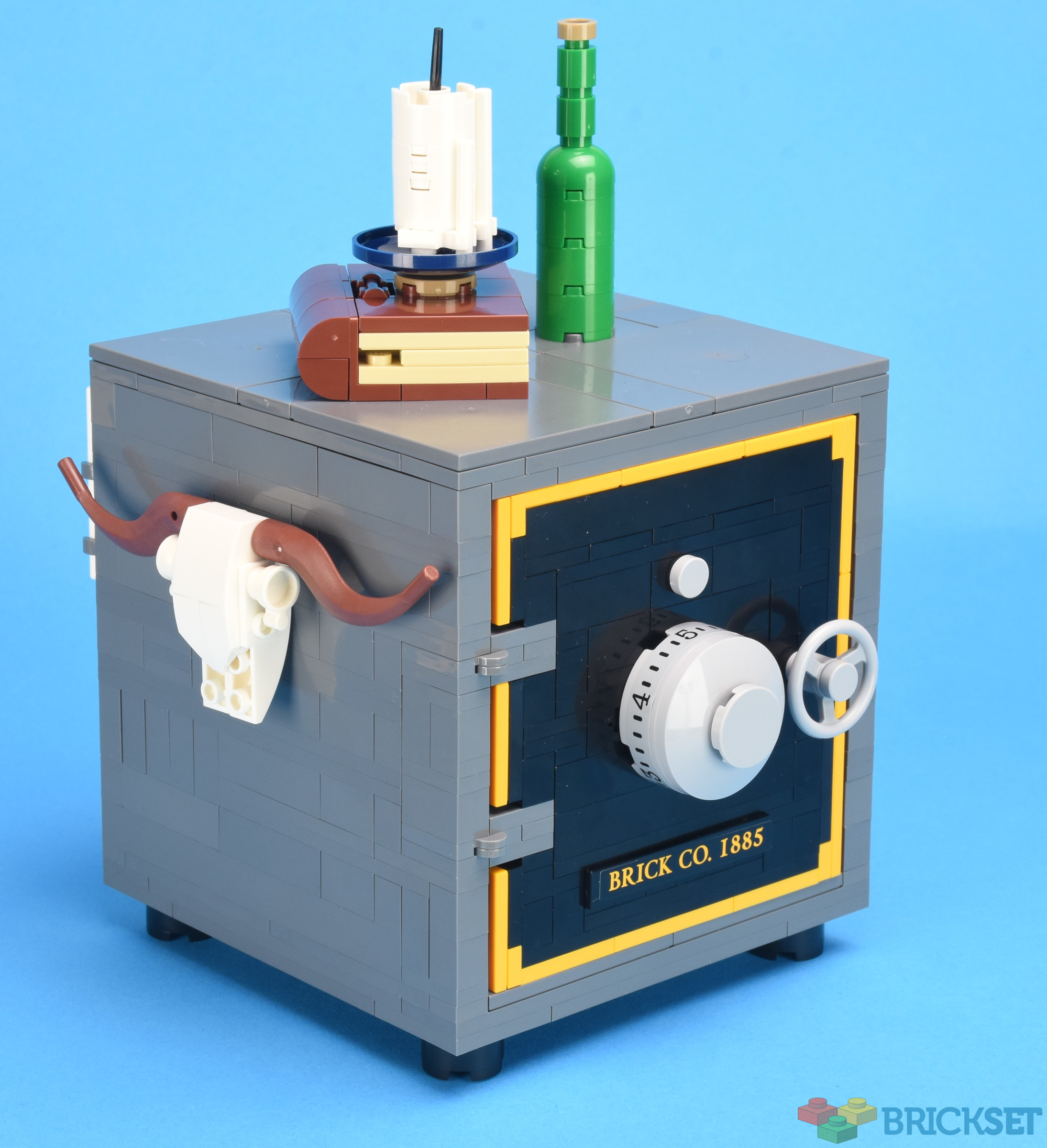 LEGO BrickLink 910016 Sheriff's Safe review | Brickset