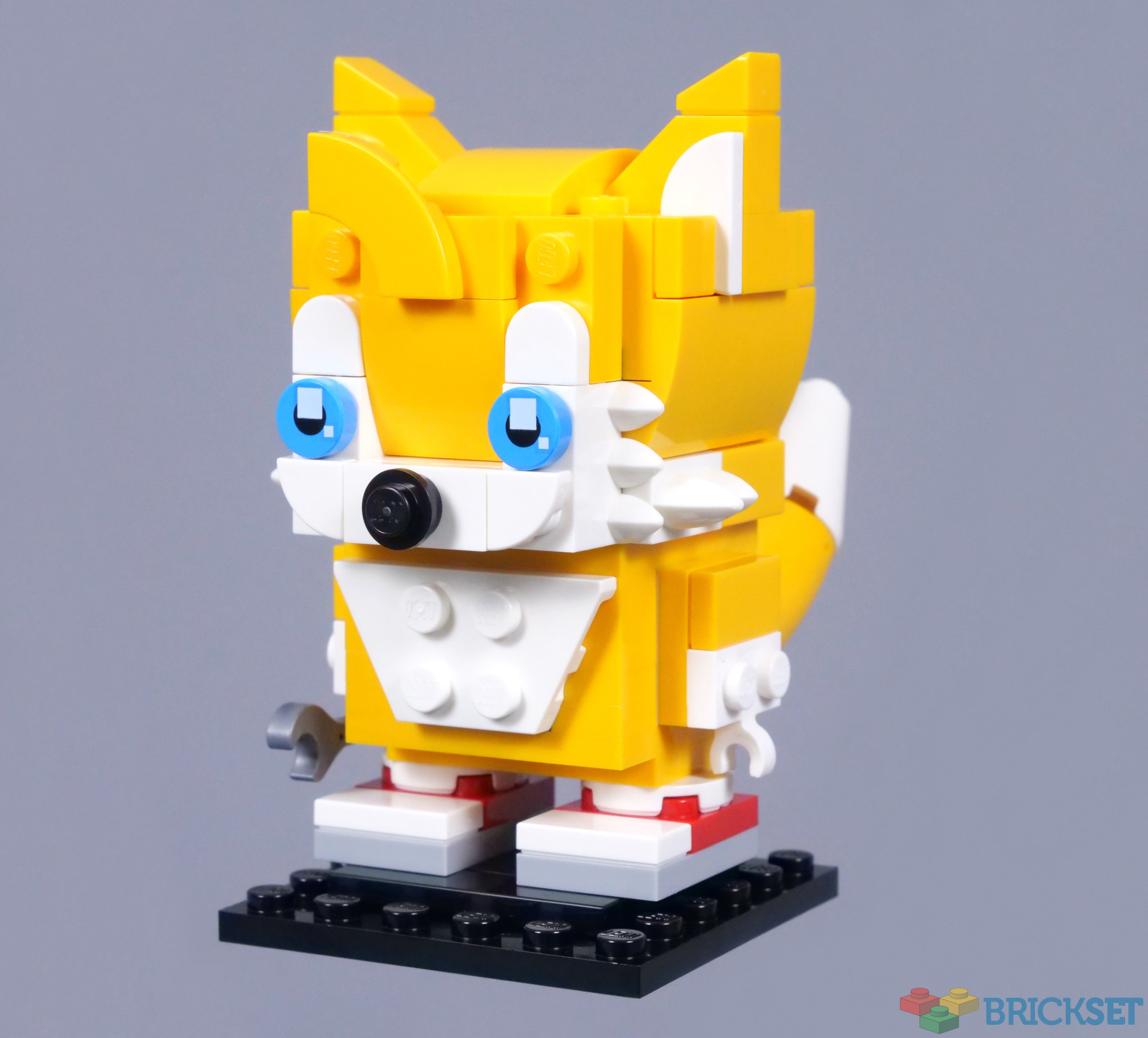 LEGO BrickHeadz 40628 Miles 'Tails' Prower review | Brickset