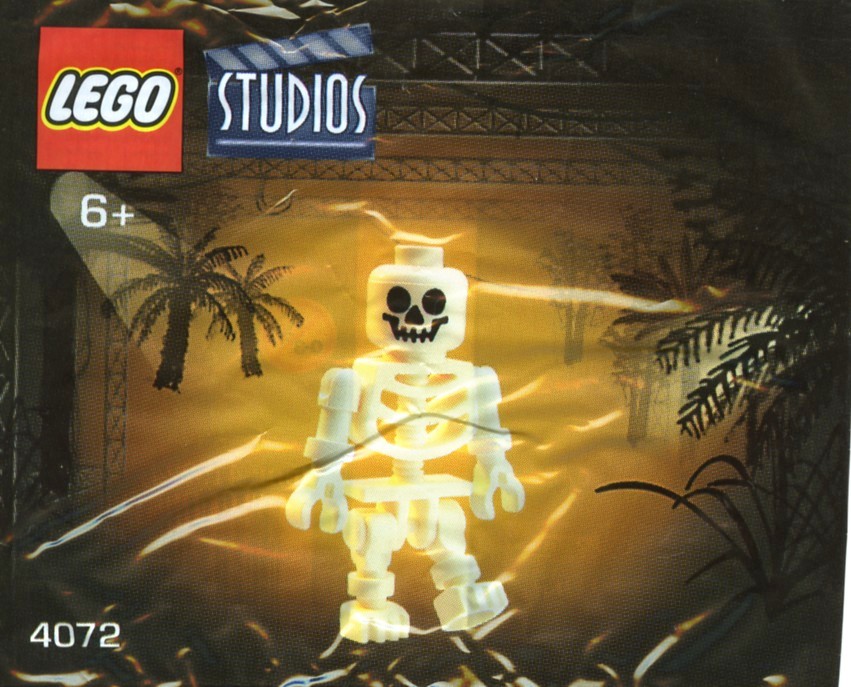 Containing minifig gen001 | Brickset: LEGO set guide and database